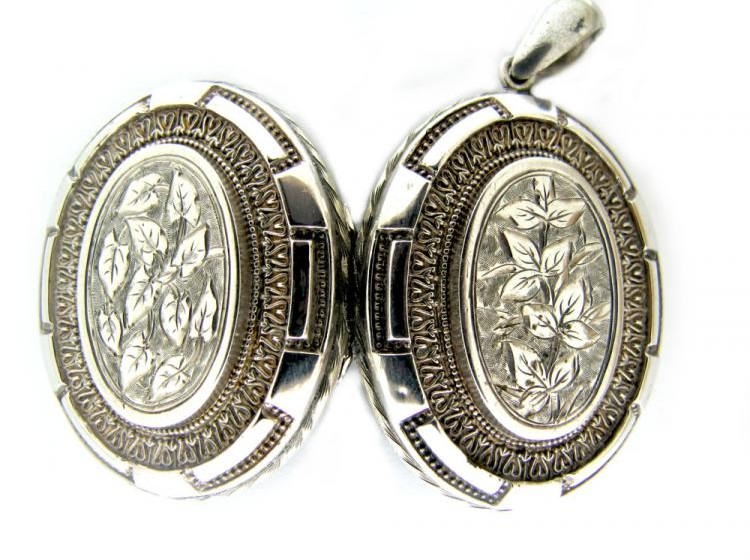 Oval Silver Locket - The Antique Jewellery Company